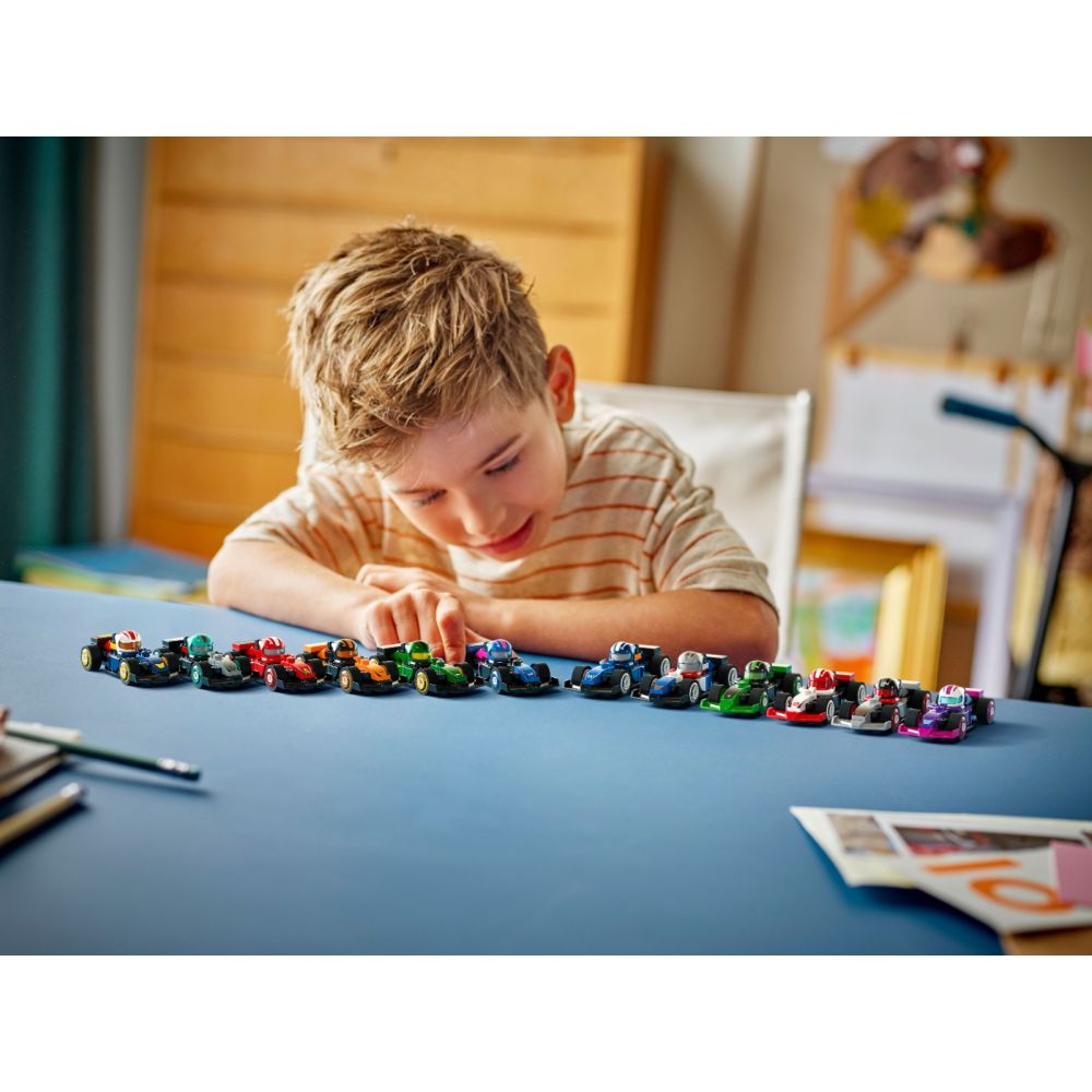 LEGO® Minifigures - Masini de curse F1® de colectie (71049) | Noriel