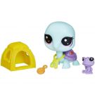 Set figurine Littlest Pet Shop Seria 2 - Bev Gilturtle si Keely Frogget ...
